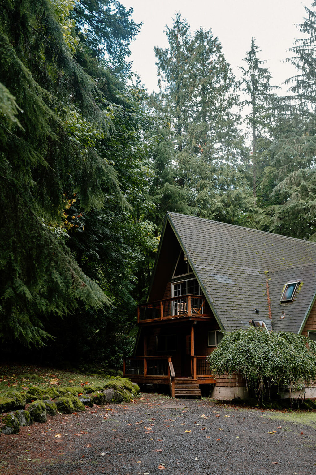 The 10 Best Oregon Airbnbs For Your PNW Elopement